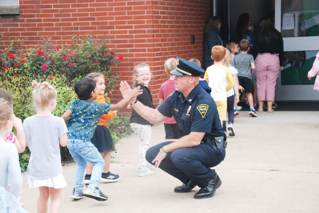 Picture This: High Fives for Greenmont Elementary | News, Sports, Jobs ...